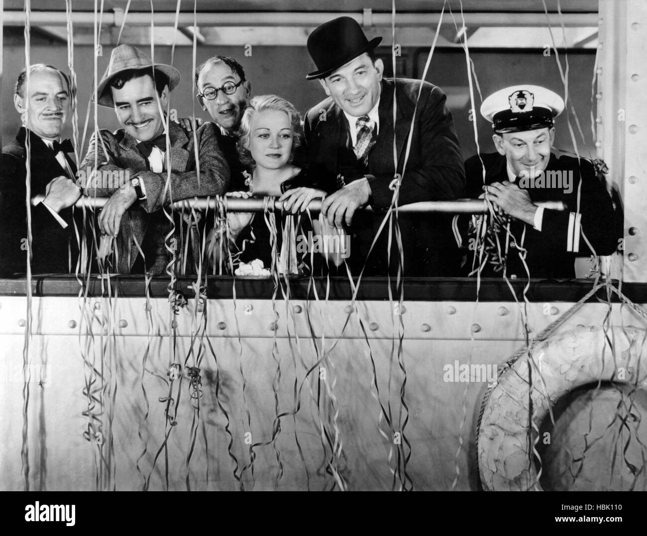 THE CAPTAIN HATES THE SEA, John Wray, John Gilbert, Walter Catlett ...