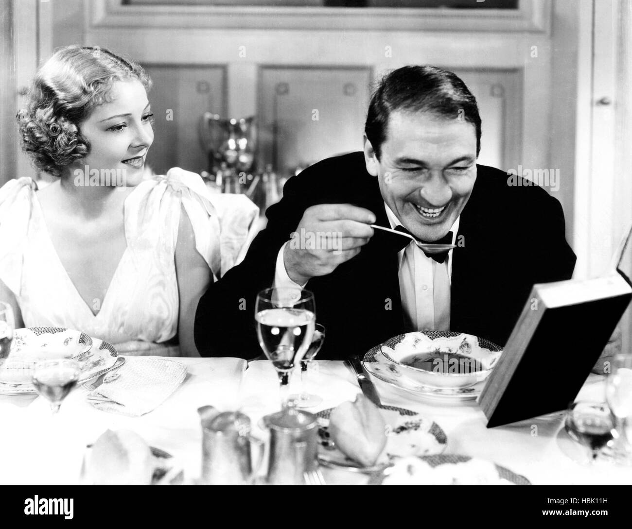 THE CAPTAIN HATES THE SEA, from left, Helen Vinson, Victor Mclaglen ...
