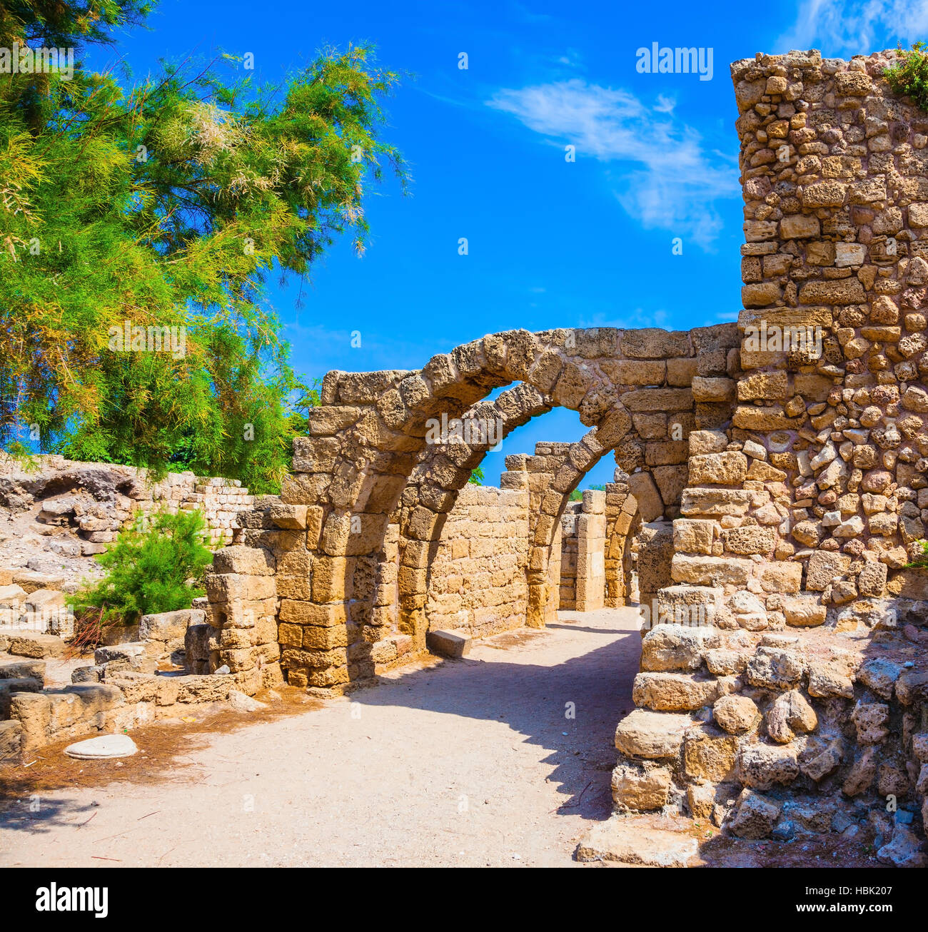 Ancient arch hi-res stock photography and images - Alamy