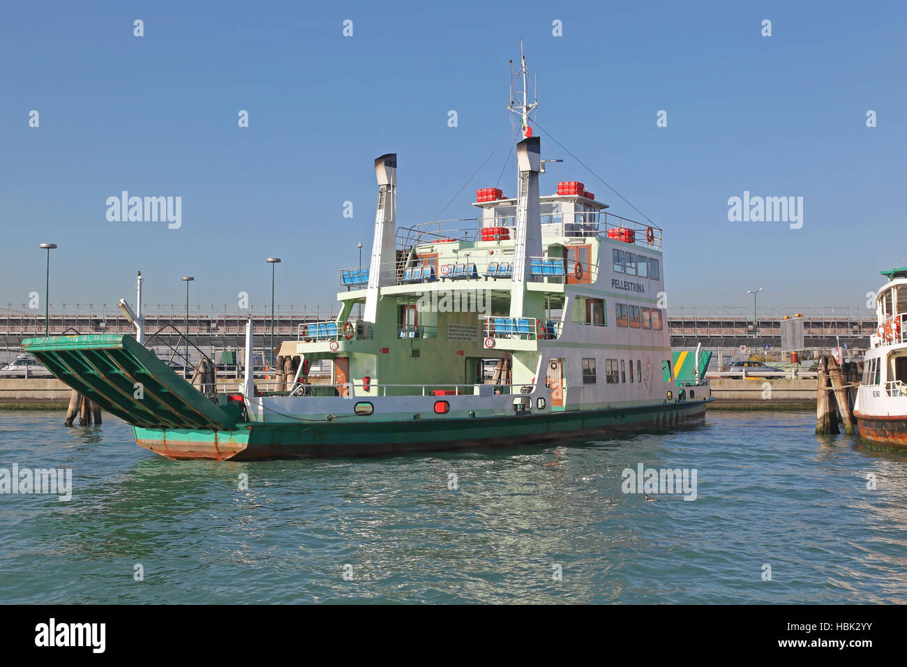 Ferrybaot hi-res stock photography and images - Alamy