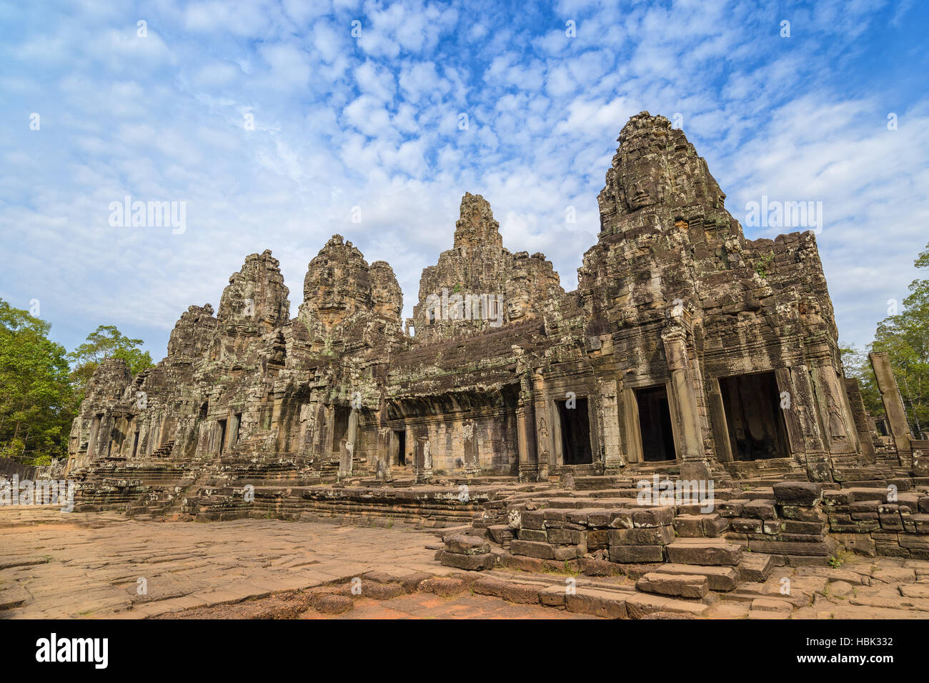 Tempel bayon hi-res stock photography and images - Alamy