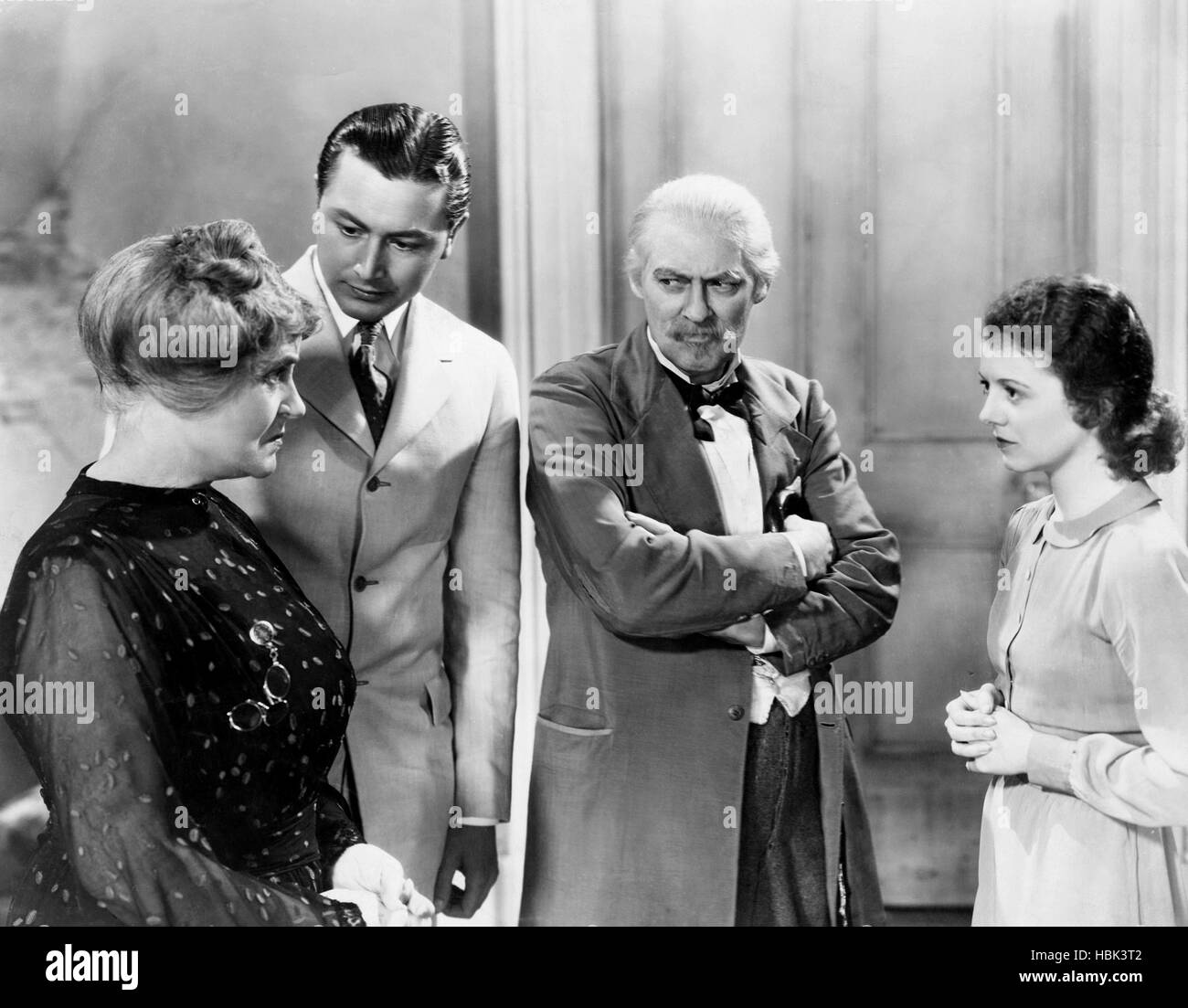 CAROLINA, from left, Henrietta Crosman, Robert Young, Lionel Barrymore ...