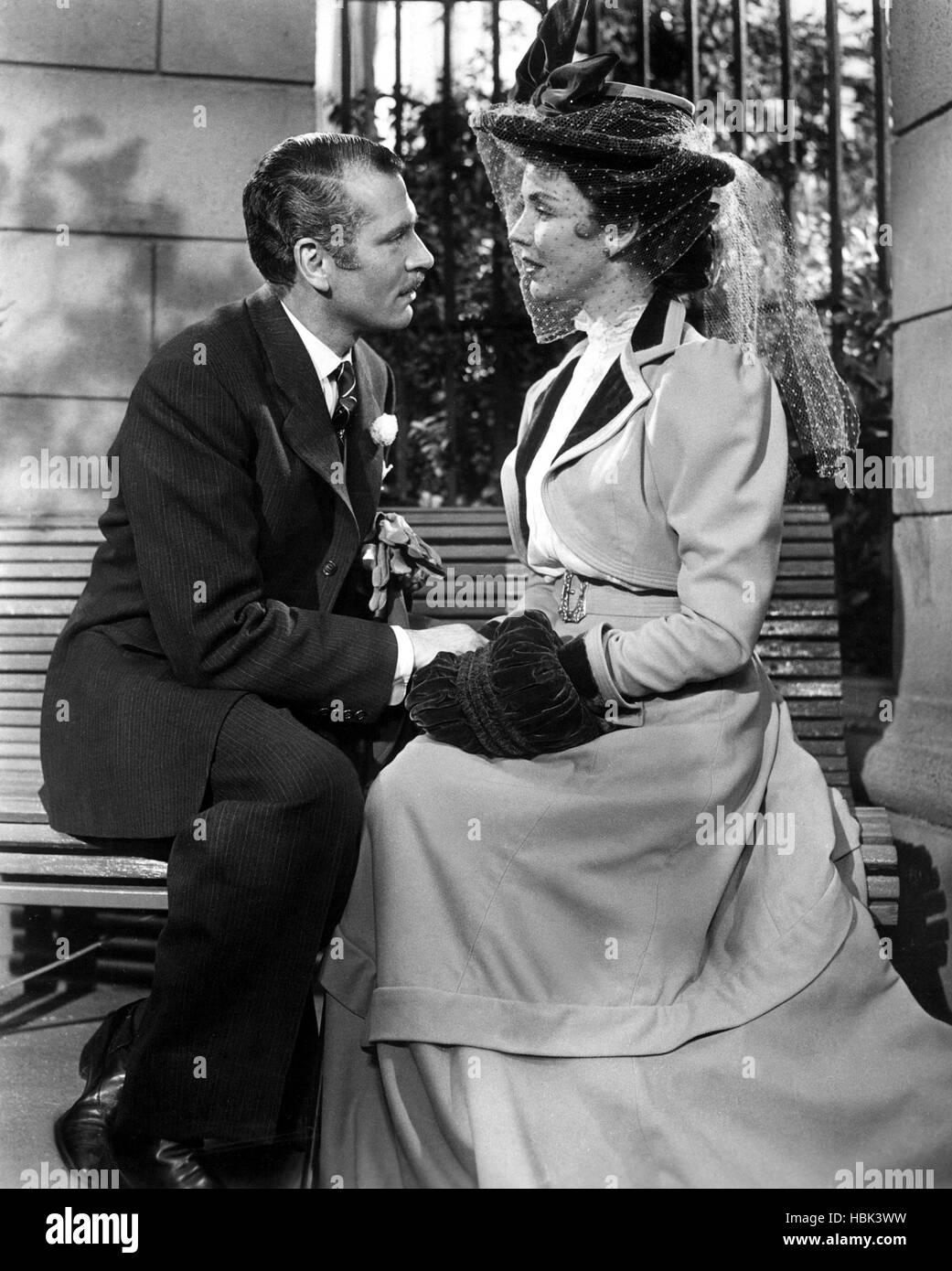 CARRIE, Laurence Olivier, Jennifer Jones, 1952 Stock Photo - Alamy