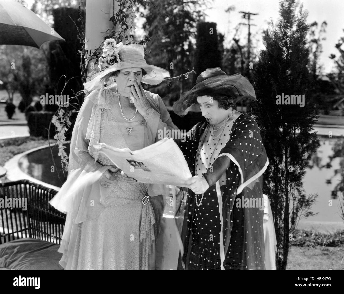 CAUGHT SHORT, Marie Dressler, Polly Moran, 1930 Stock Photo - Alamy