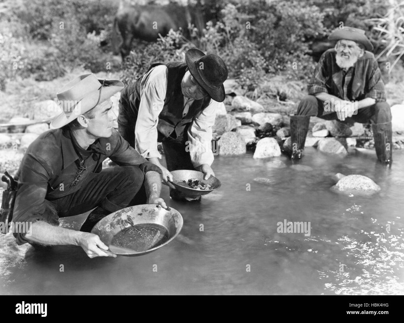 THE CARIBOO TRAIL, from left: Randolph Scott, Lee Tung Foo, Gabby Hayes ...