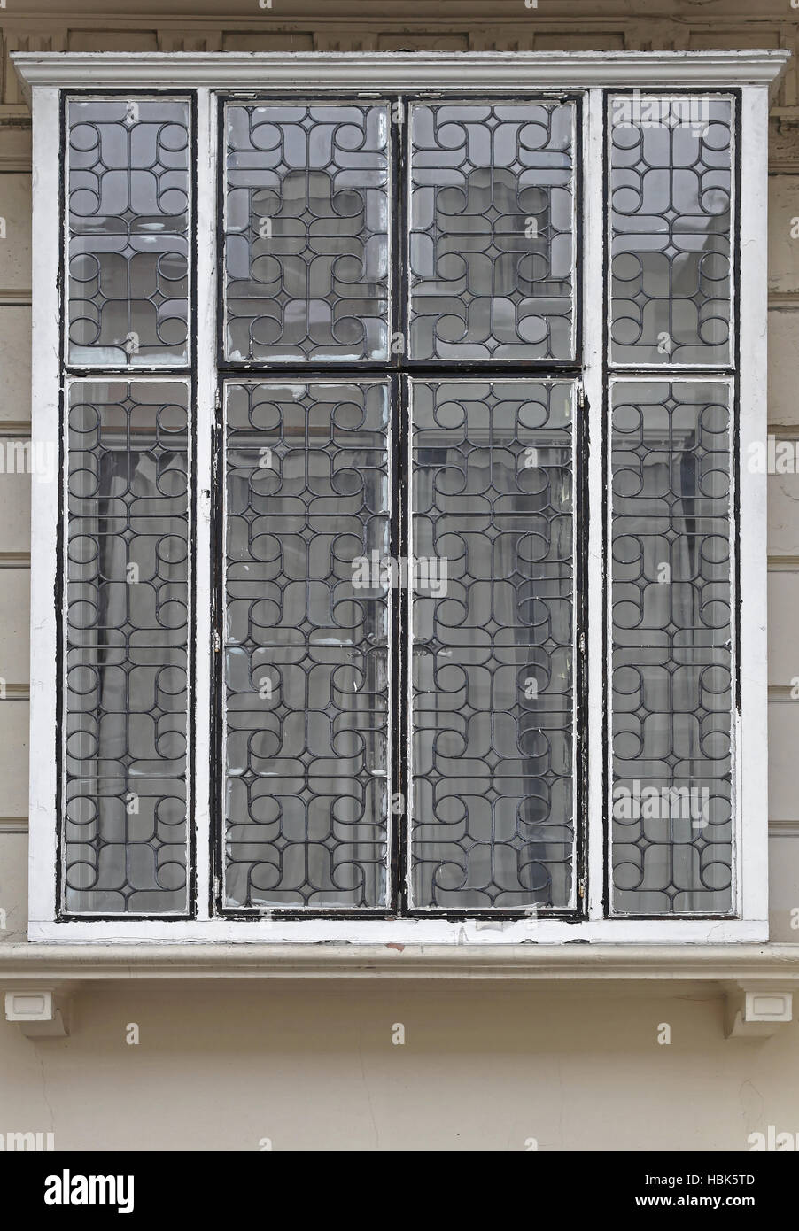 Lead cames hi-res stock photography and images - Alamy