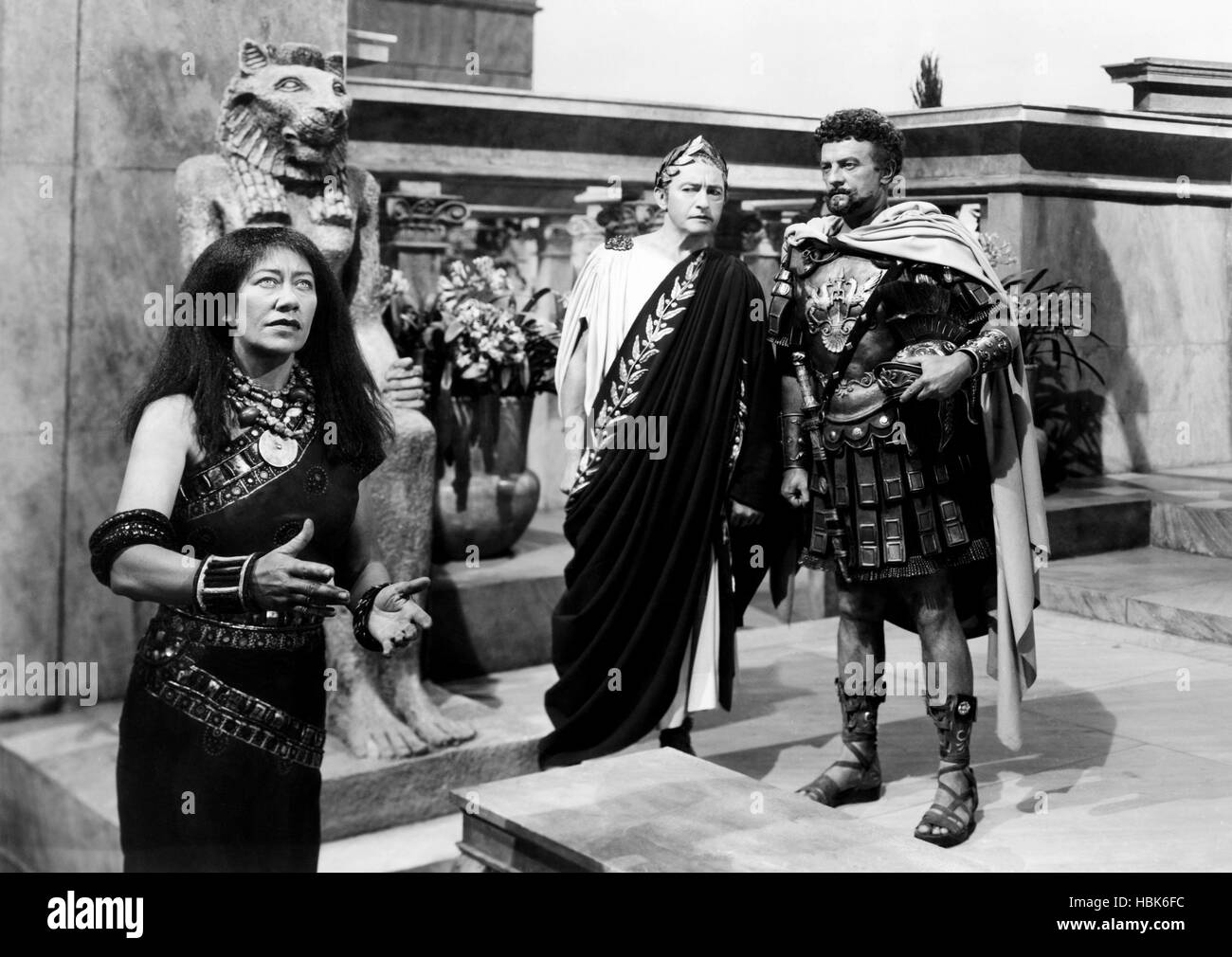 Claude rains caesar hi-res stock photography and images - Alamy