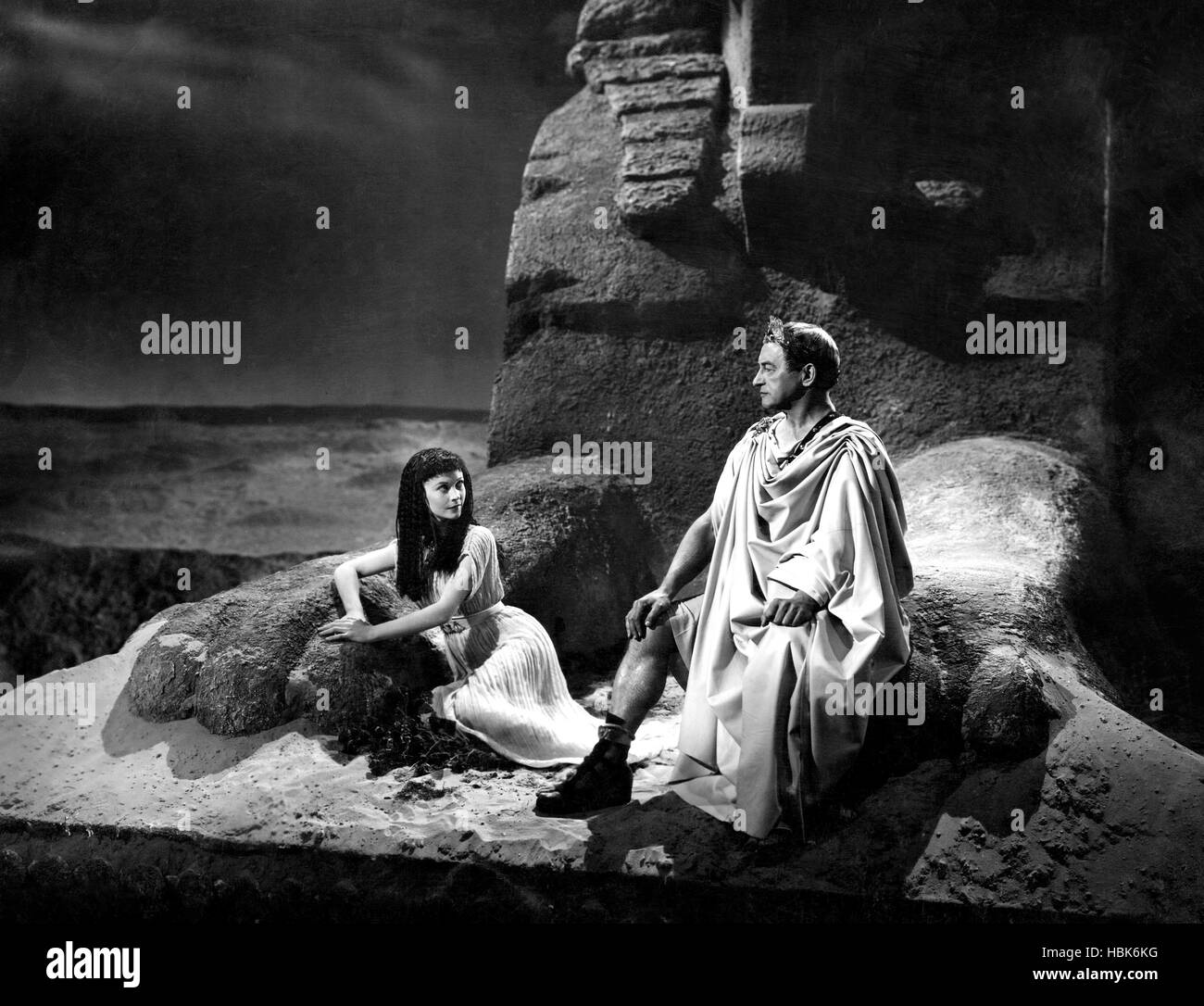 CAESAR AND CLEOPATRA, Vivien Leigh, Claude Rains, 1945 Stock Photo - Alamy