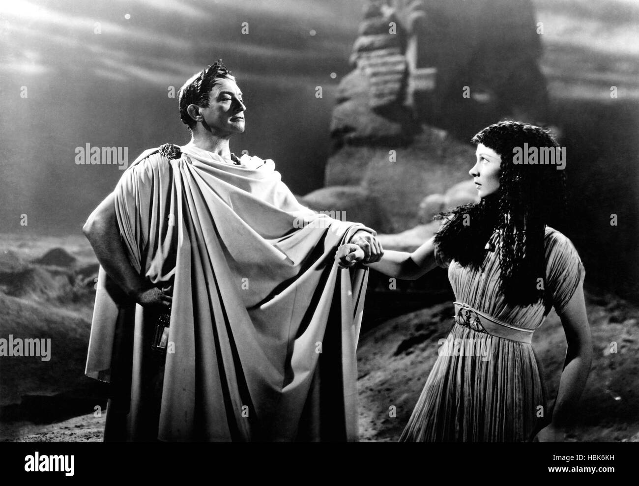 CAESAR AND CLEOPATRA, Claude Rains, Vivien Leigh, 1945 Stock Photo - Alamy