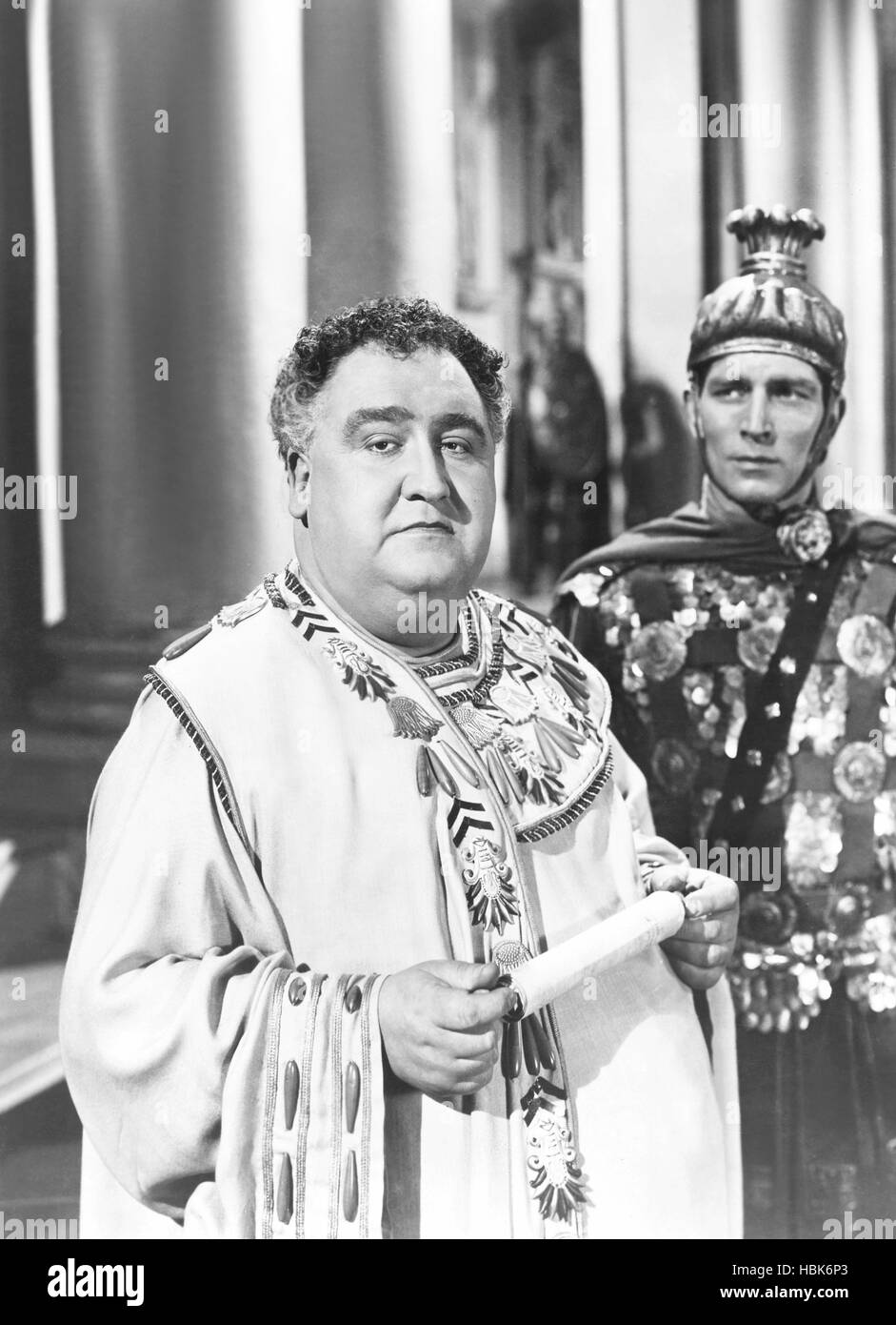 CAESAR AND CLEOPATRA, from left: Francis L. Sullivan, Michael Rennie ...