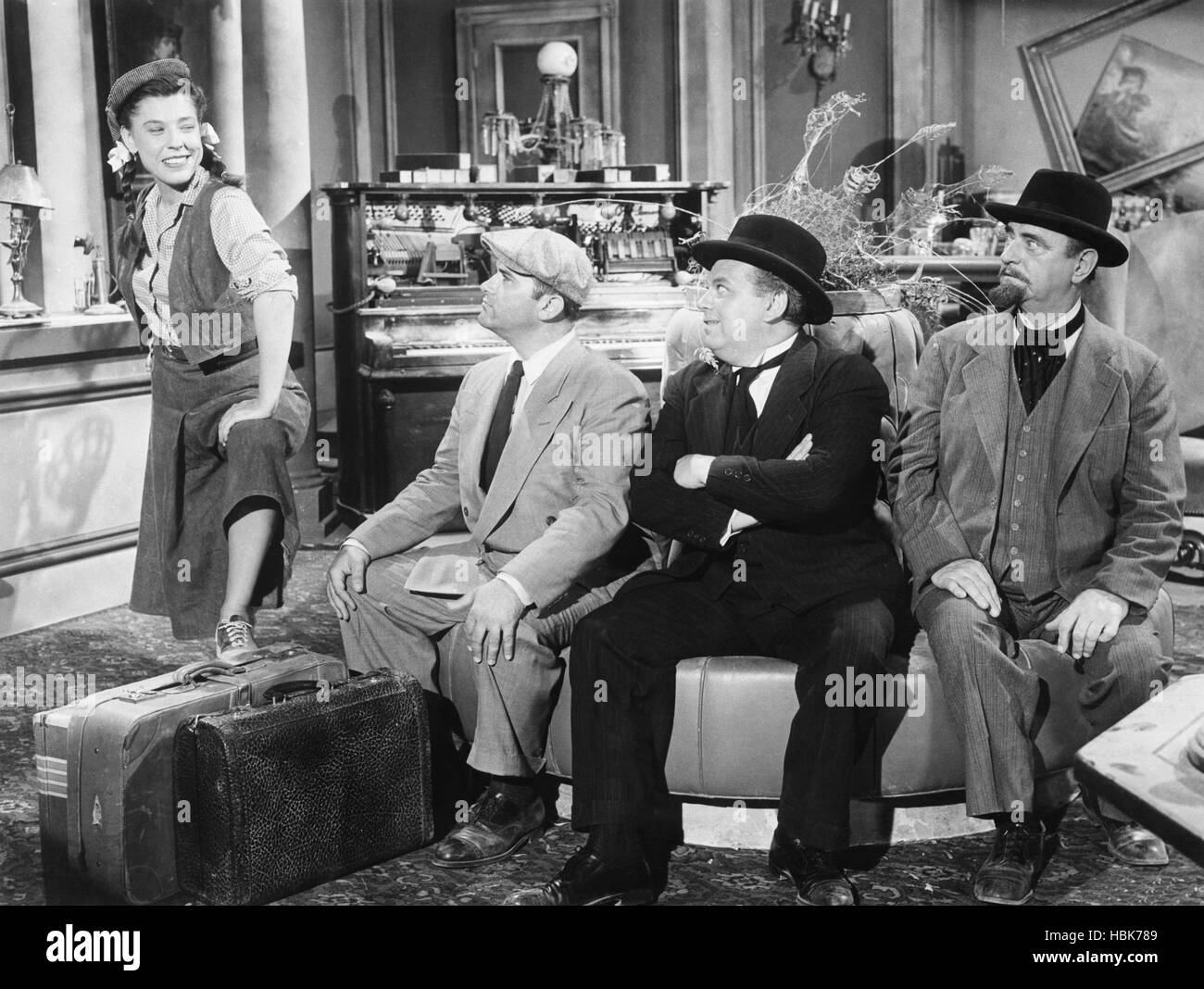 CAROLINA CANNONBALL, from left: Judy Canova, Jack Kruschen, Leon Askin ...