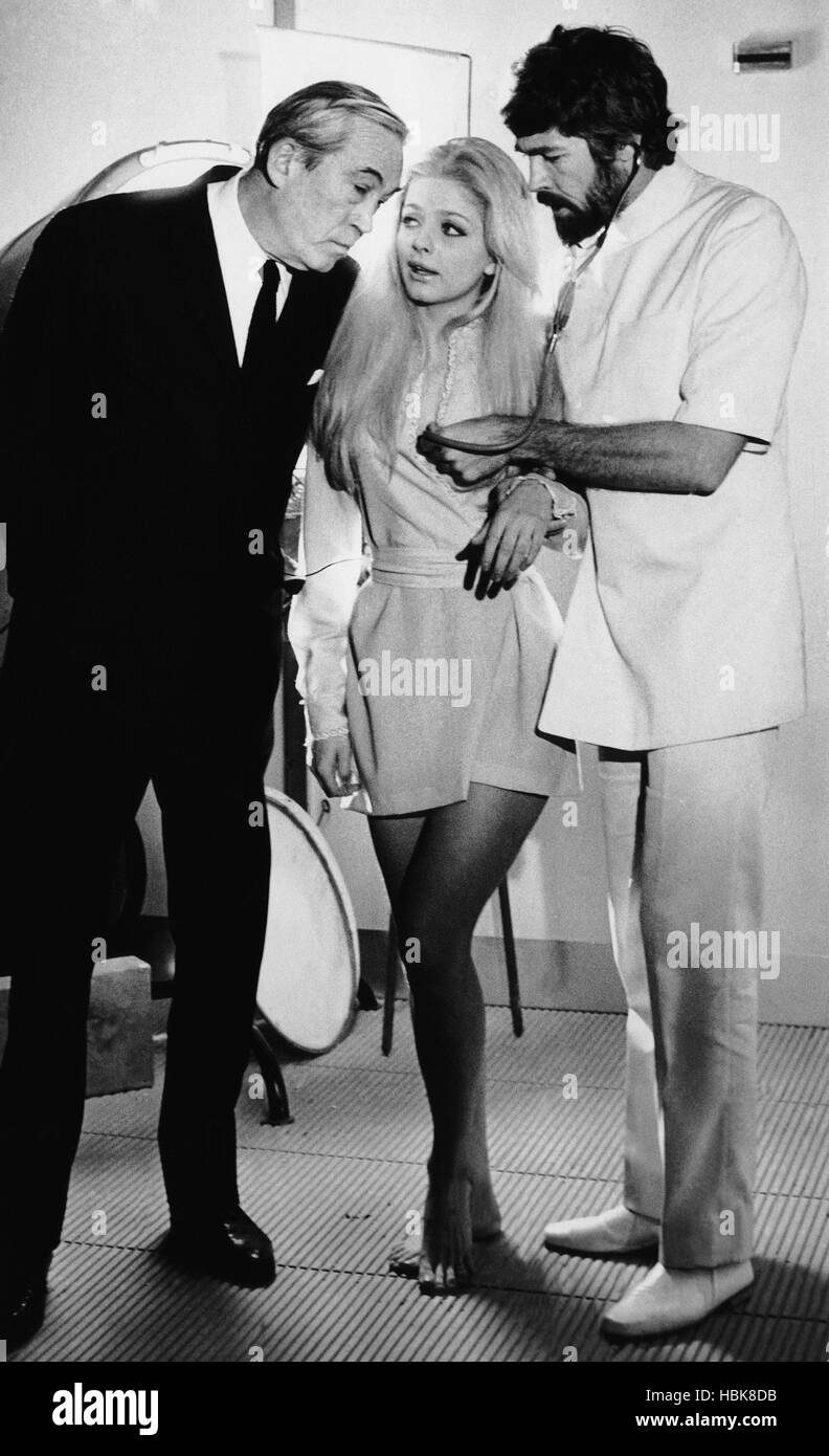 CANDY, from left, John Huston, Ewa Aulin, James Coburn, 1968 Stock ...