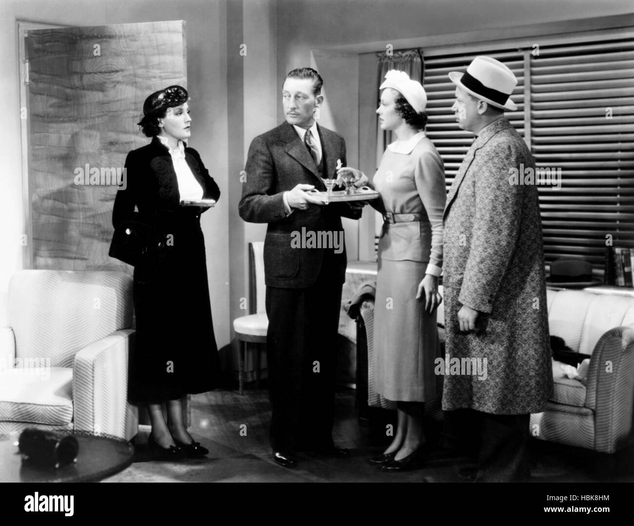 THE CASE OF THE VELVET CLAWS, from left, Wini Shaw, Warren William ...