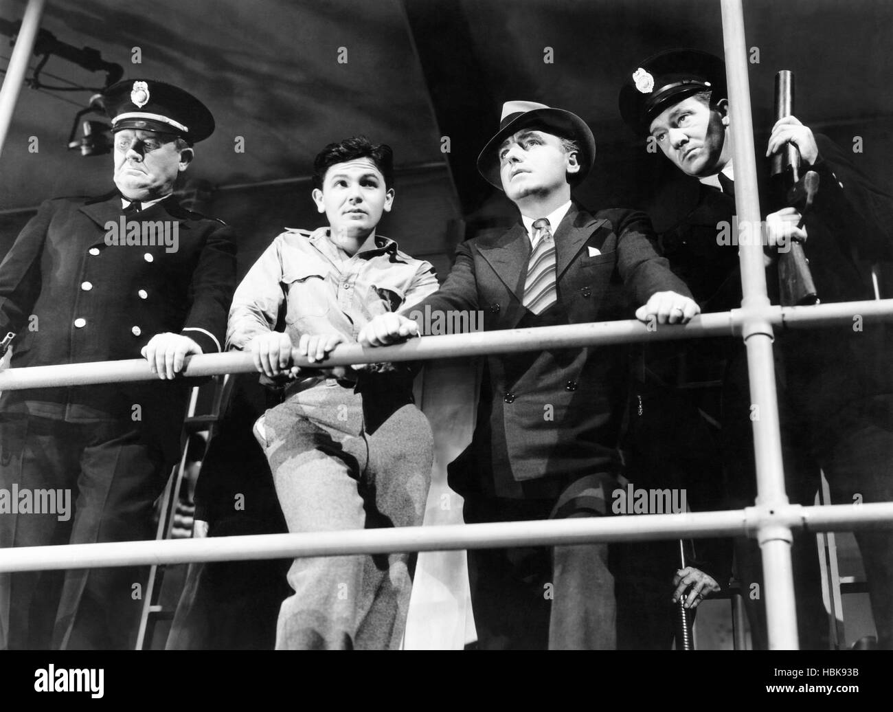 CASTLE ON THE HUDSON, John Garfield (second left), Pat O'Brien (second ...