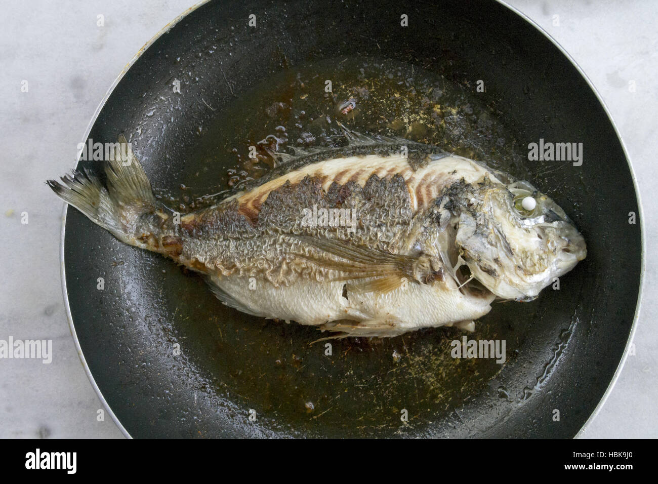Tail fried fish hi-res stock photography and images - Alamy