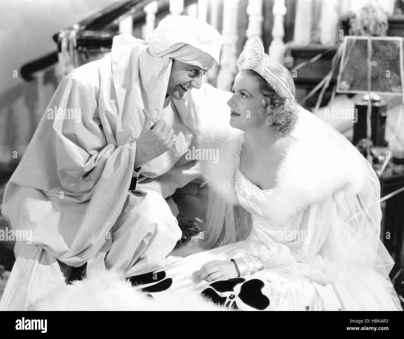 CALM YOURSELF, from left: Robert Young, Betty Furness, 1935 Stock Photo - Alamy