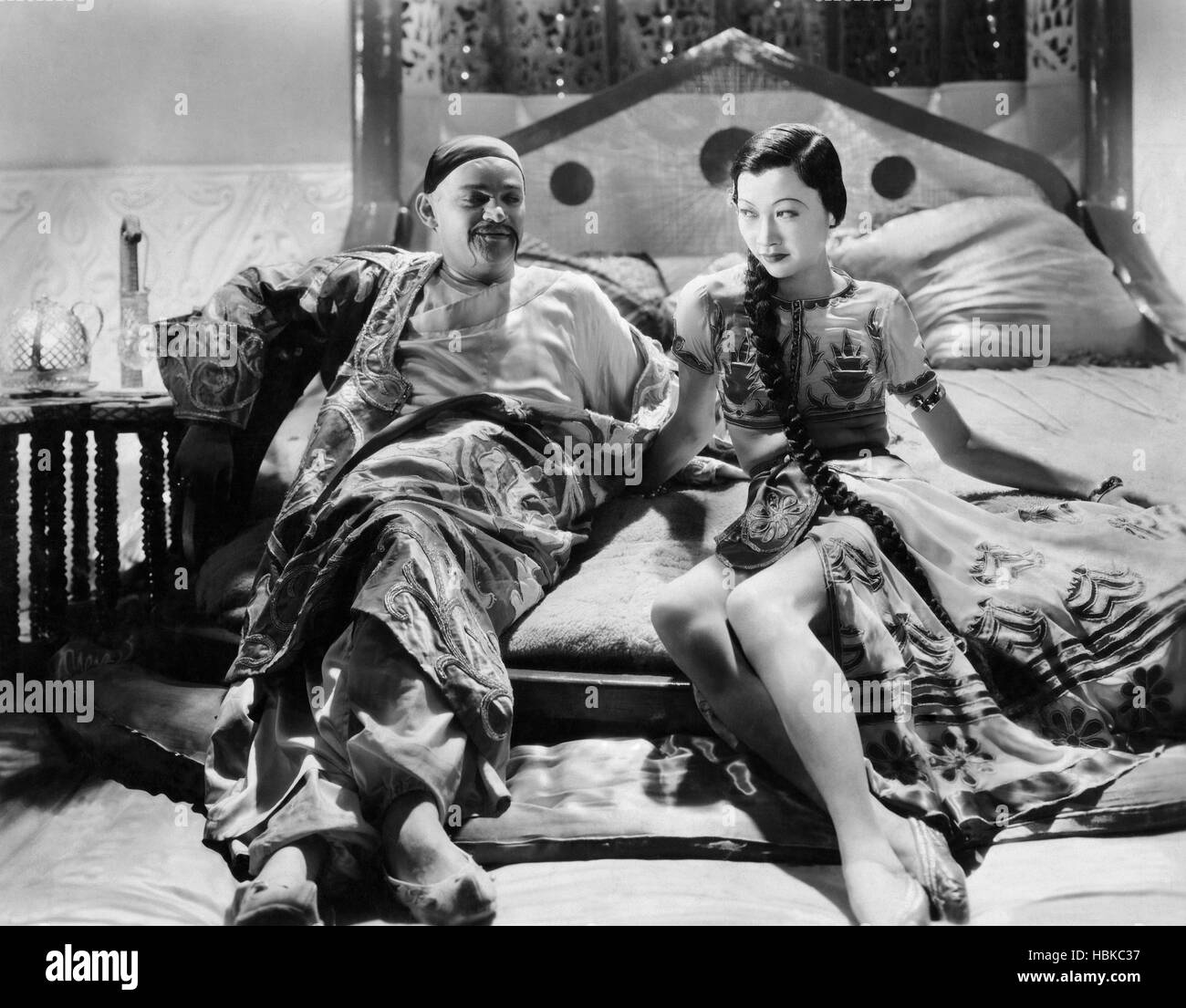 CHU-CHIN-CHOW, (aka ALI BABA NIGHTS), Fritz Kortner, Anna May Wong ...