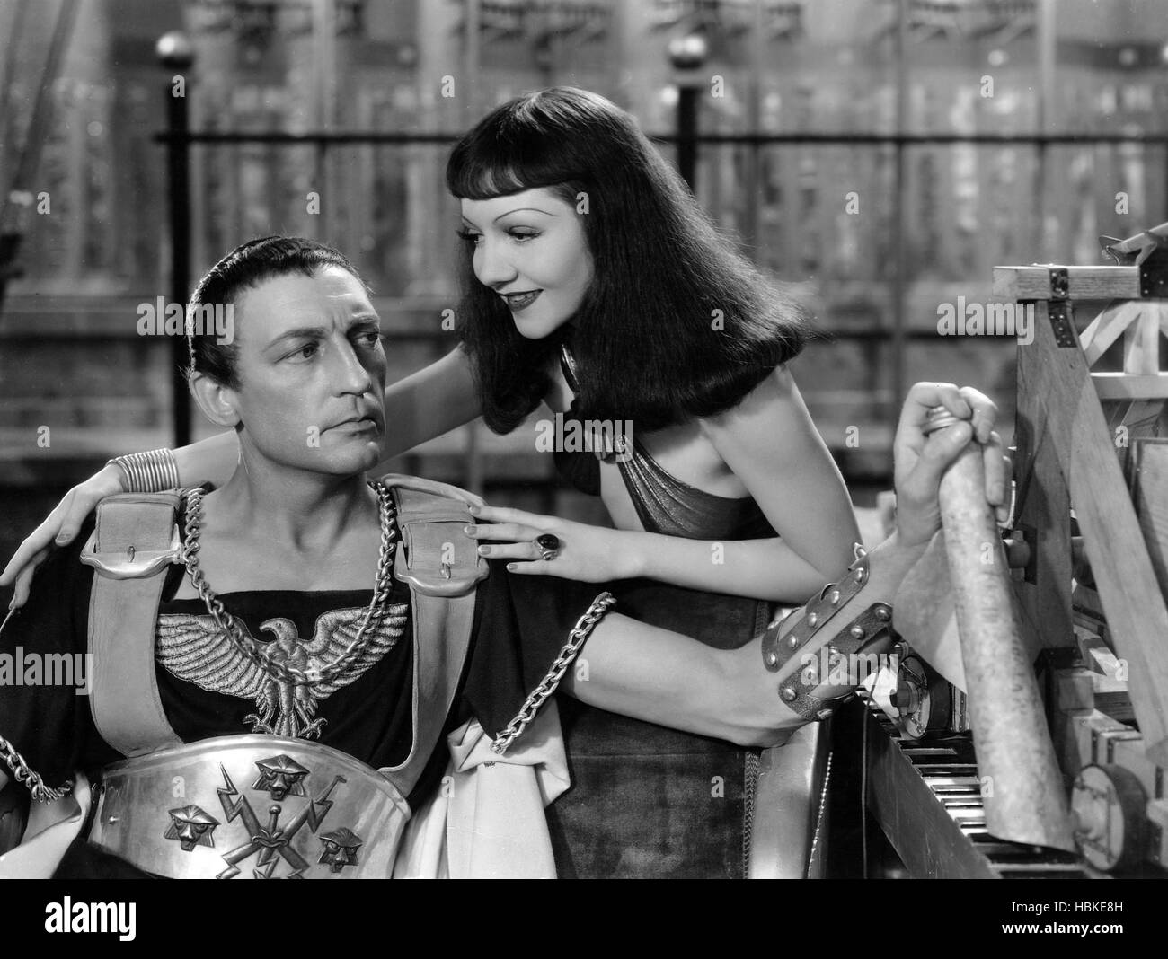 CLEOPATRA, Warren William, Claudette Colbert, 1934 Stock Photo - Alamy