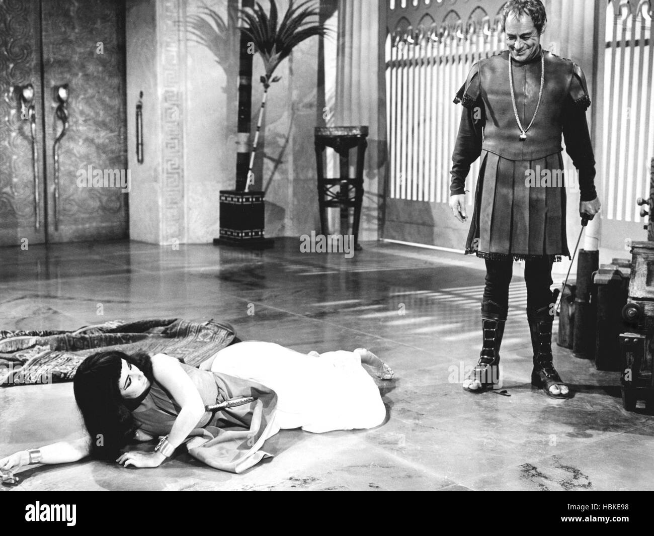 CLEOPATRA, Elizabeth Taylor, Rex Harrison, 1963, TM and Copyright (c ...