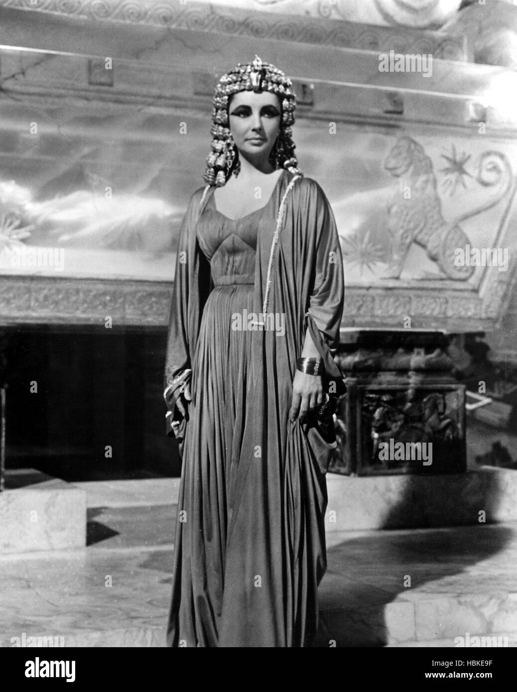 CLEOPATRA, Elizabeth Taylor, 1963, TM & Copyright (c) 20th Century Fox ...