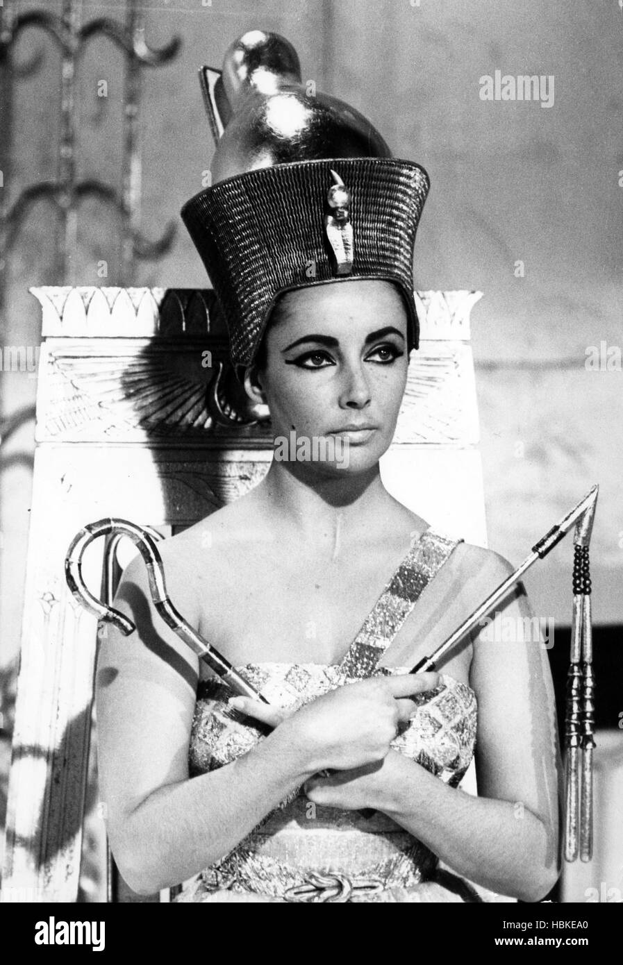 CLEOPATRA, Elizabeth Taylor, 1963. TM and Copyright © 20th Century Fox ...
