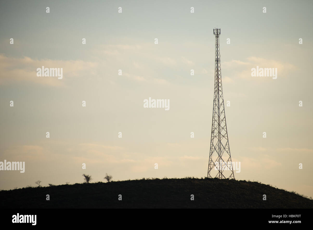 Mobile phone tower hi-res stock photography and images - Alamy