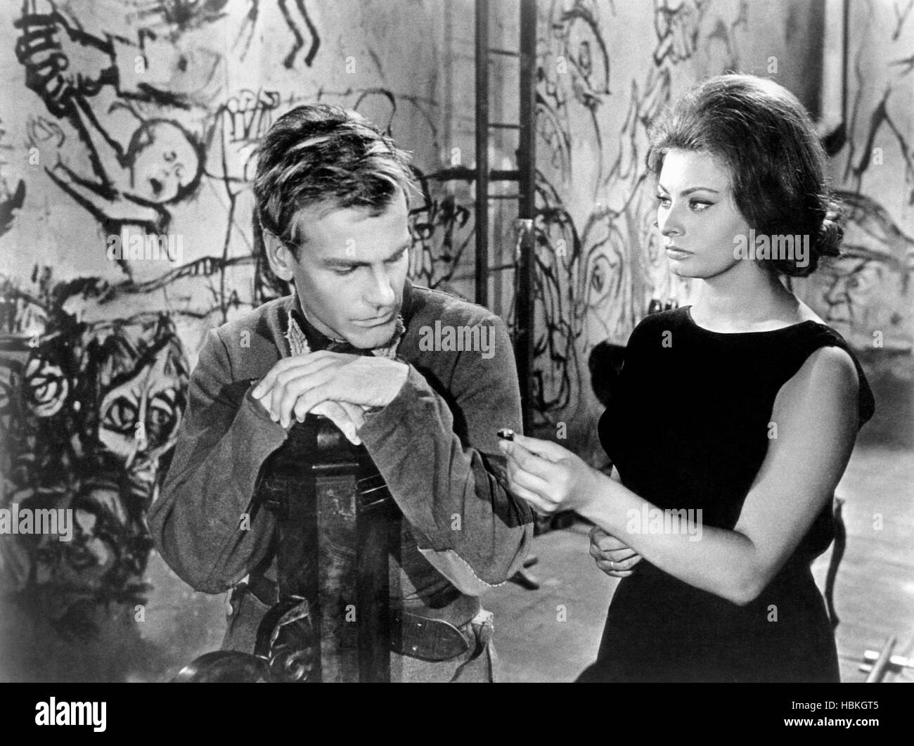 THE CONDEMNED OF ALTONA, (aka I SEQUESTRATI DI ALTONA), from left ...