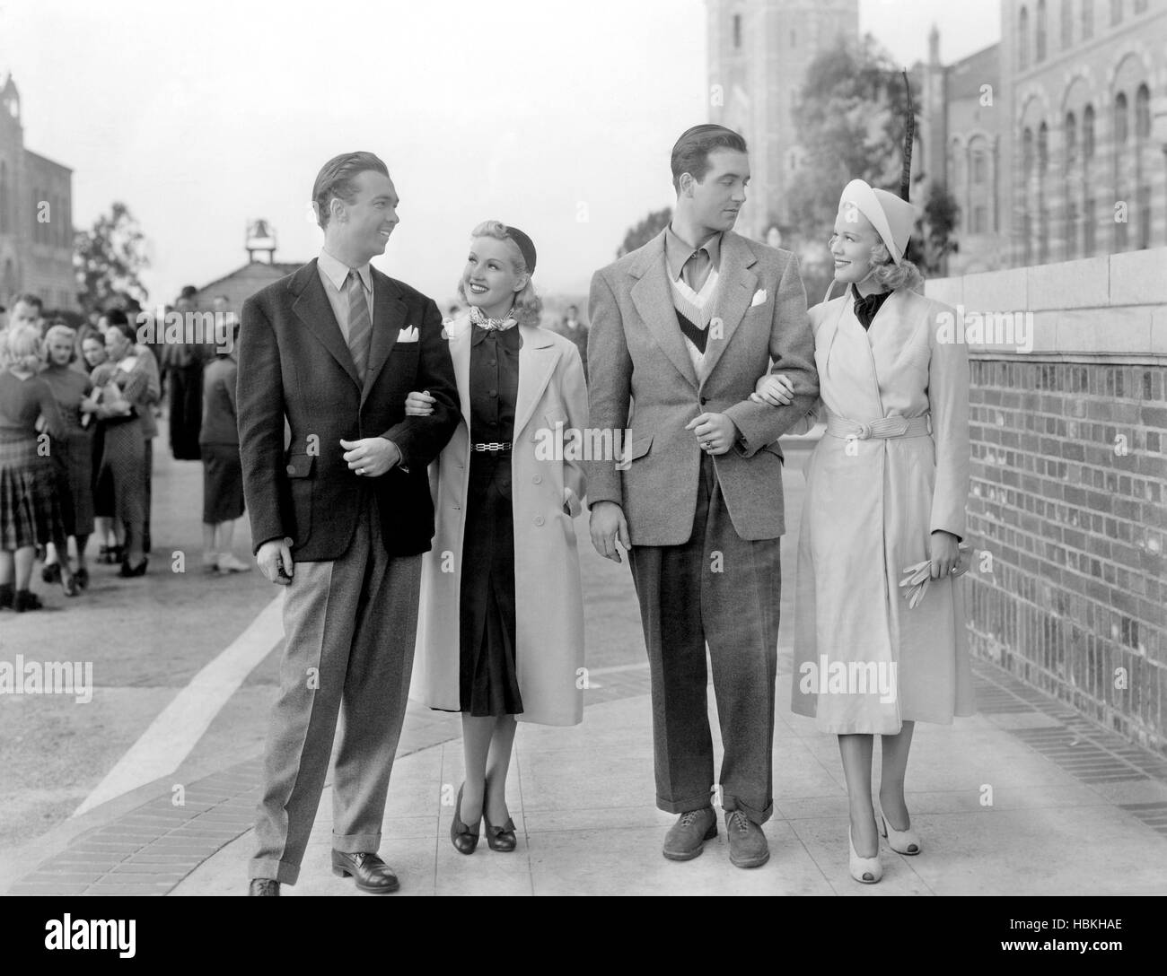 COLLEGE SWING, Skinnay Ennis, Betty Grable, John Payne, Florence George ...