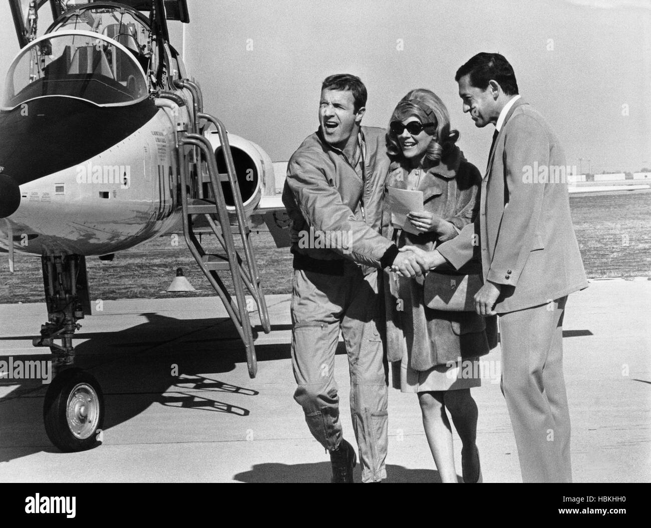 COUNTDOWN, James Caan, Joanna Moore, Charles Aidman, 1968 Stock Photo ...