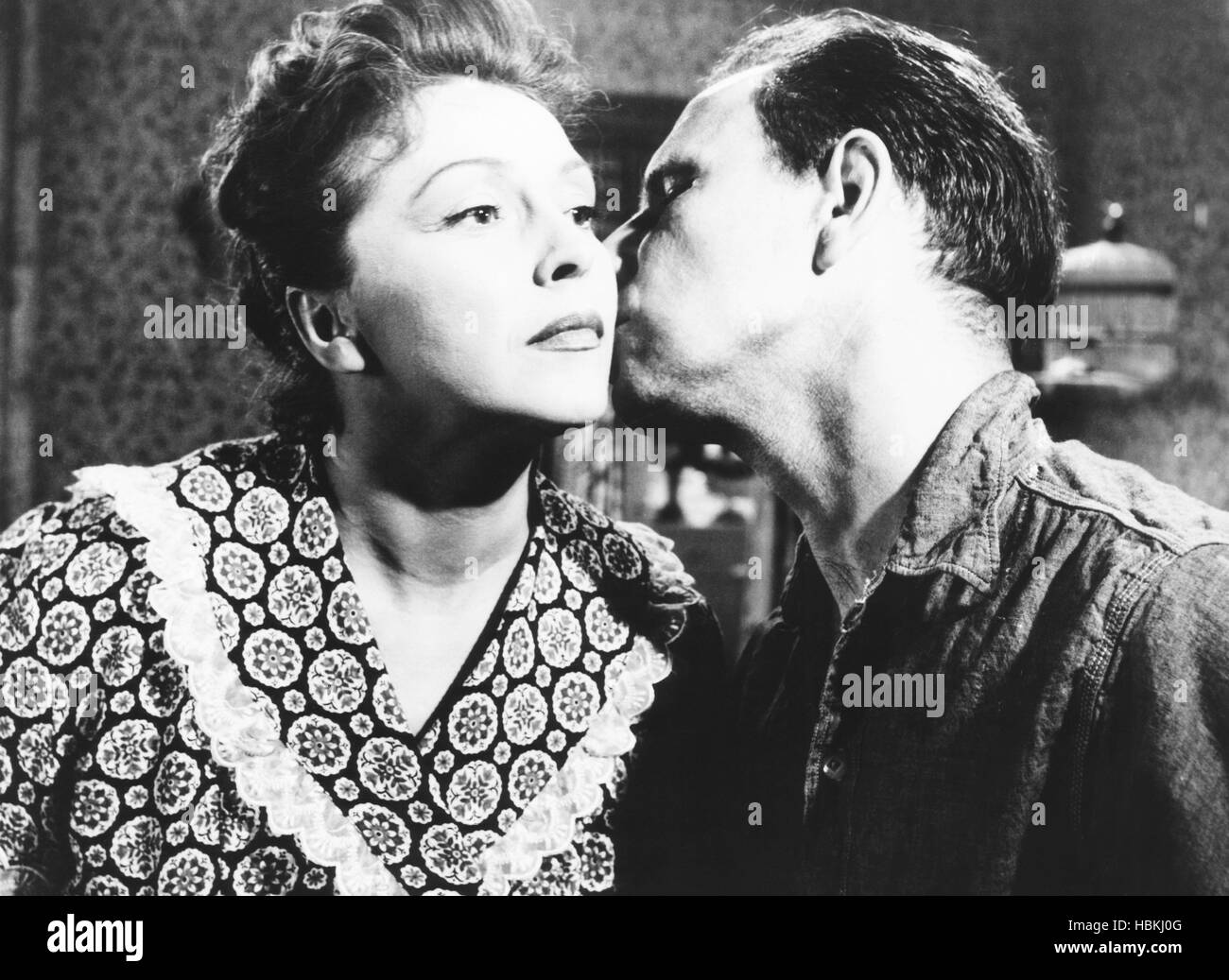 CROWDED PARADISE, from left: Nancy Kelly, Hume Cronyn, 1956 Stock Photo ...