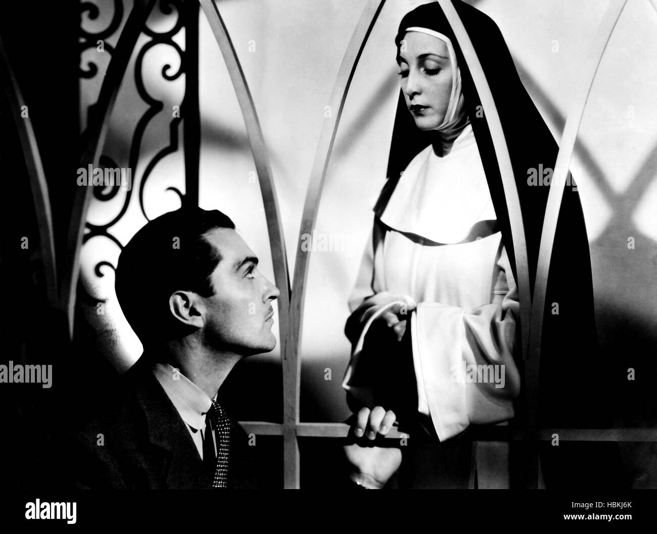 CRADLE SONG, from left, Kent Taylor, Dorothea Wieck, 1933 Stock Photo - Alamy