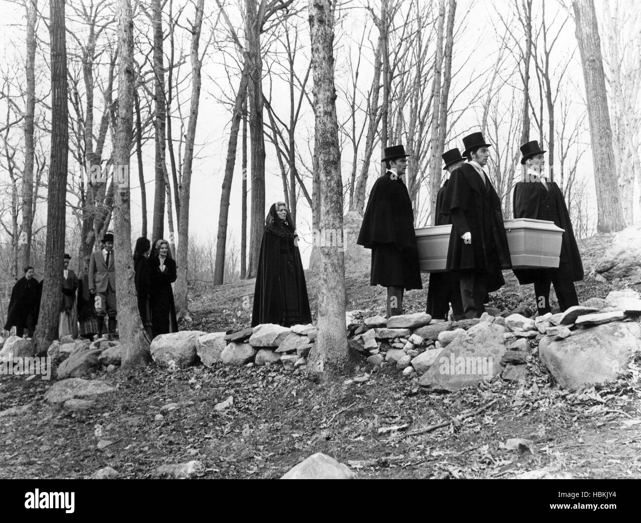 THE CURSE OF THE LIVING CORPSE, Candace Hilligoss (left of center in ...