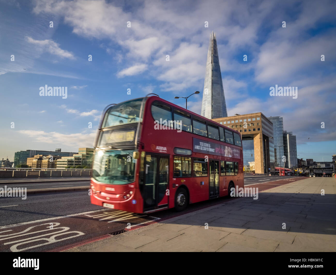 London bus on the London Bridge Stock Photo - Alamy