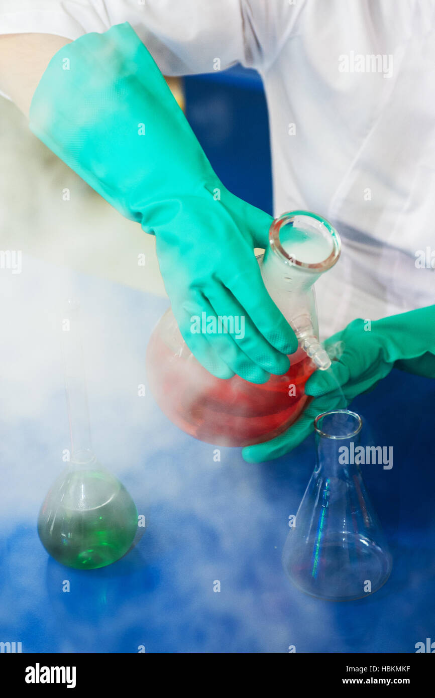 Experiments in a chemistry lab Stock Photo - Alamy