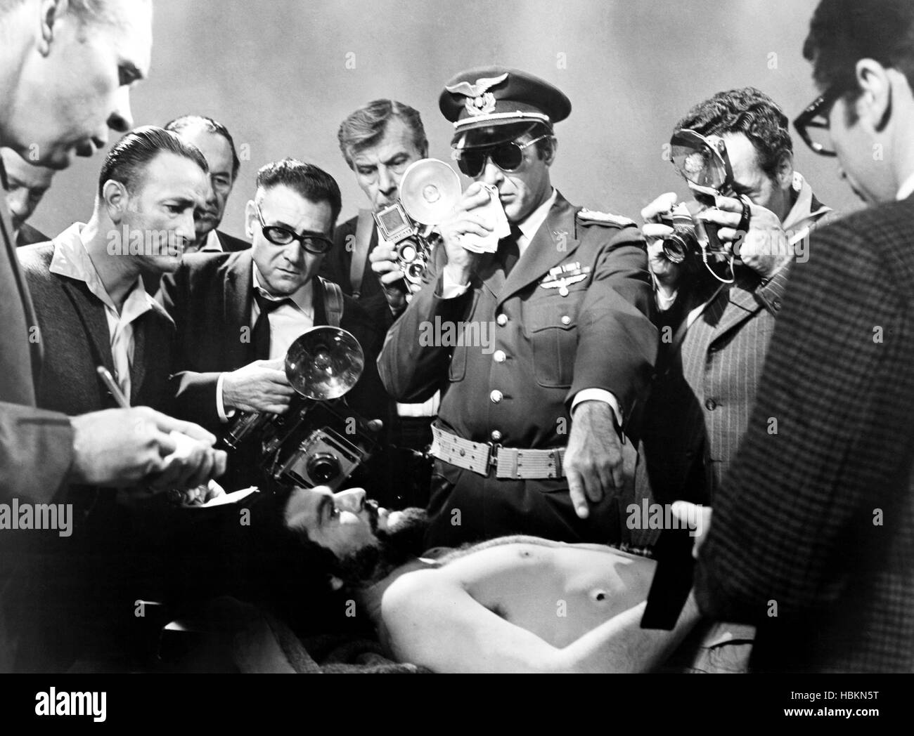 CHE!, Omar Sharif, (dead), Richard Angarola, (pointing), 1969, TM ...