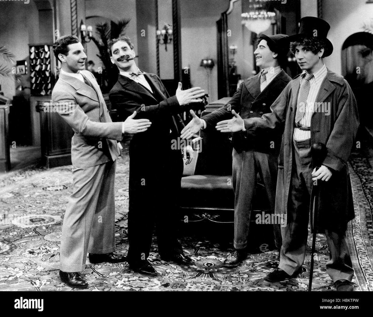 THE COCOANUTS, The Marx Brothers (Zeppo Marx, Groucho Marx, Chico Marx ...