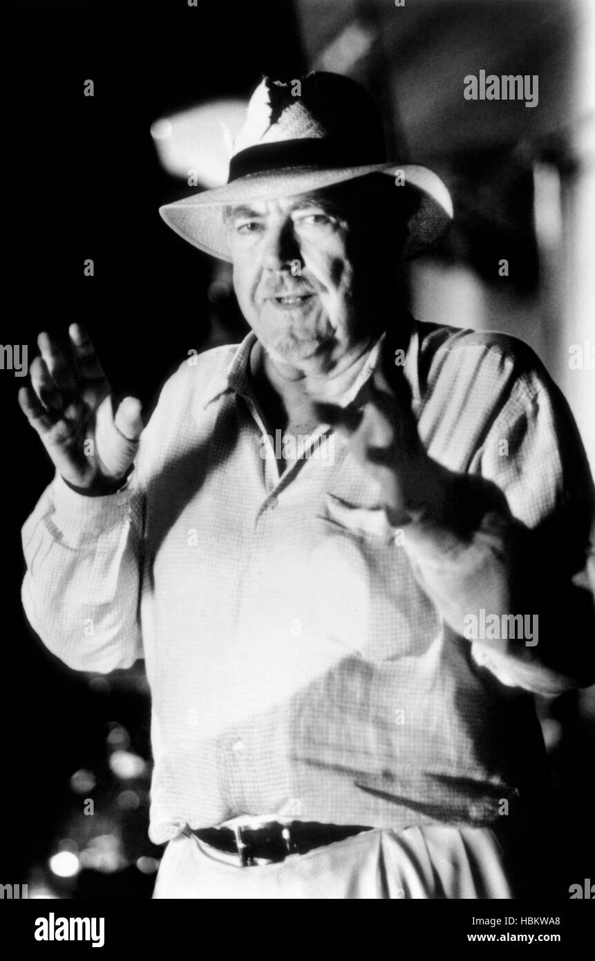 COOKIE'S FORTUNE, director Robert Altman, on-set, 1999, ©October Films ...