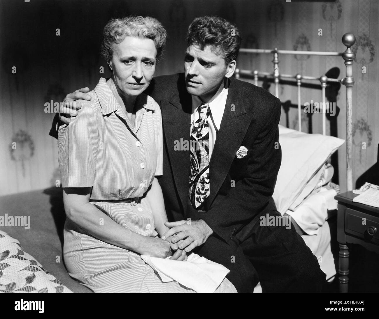 CRISS CROSS, from left, Edna Holland, Burt Lancaster, 1949 Stock Photo ...