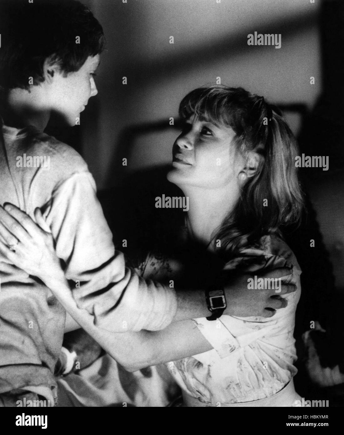 Critters scott grimes dee wallace High Resolution Stock Photography and ...