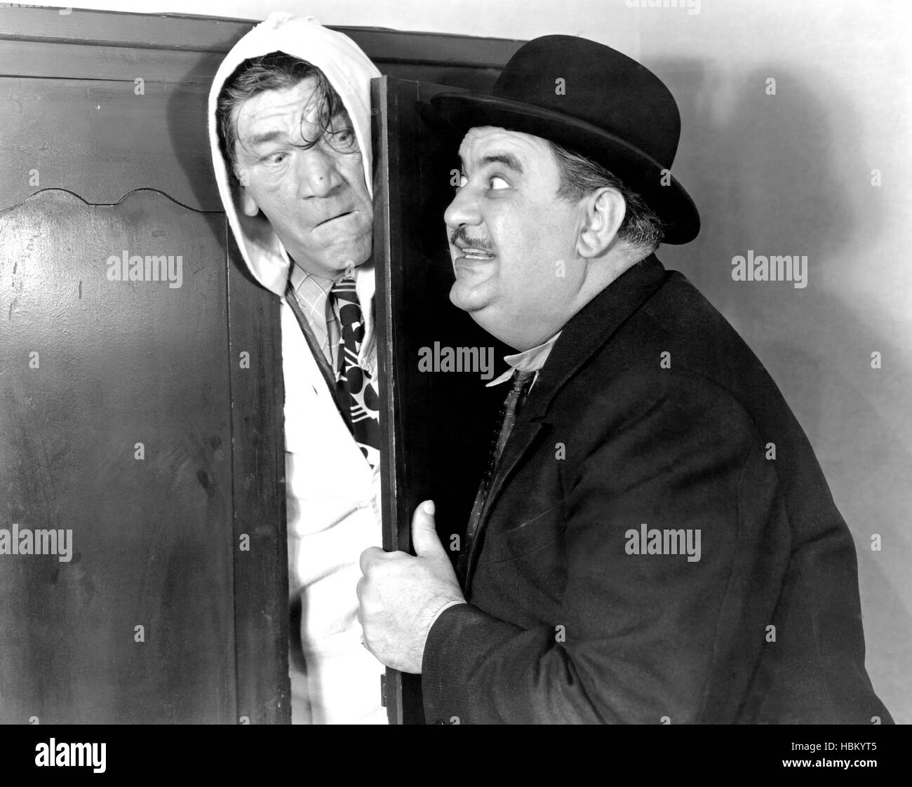 CRAZY KNIGHTS, Shemp Howard, Billy Gilbert, 1944 Stock Photo - Alamy