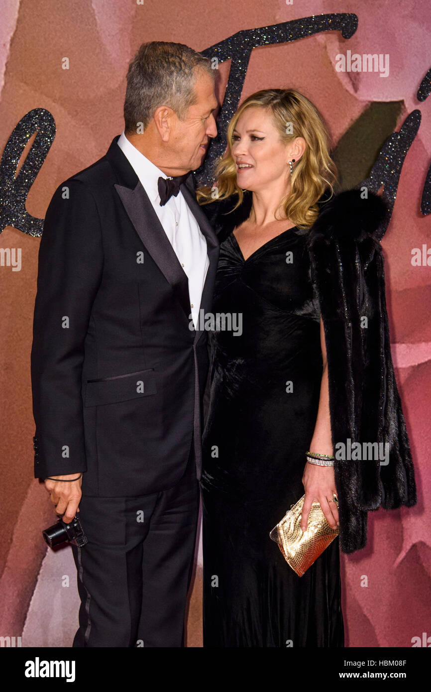 Mario Testino and Kate Moss attending The Fashion Awards 2016 at the ...