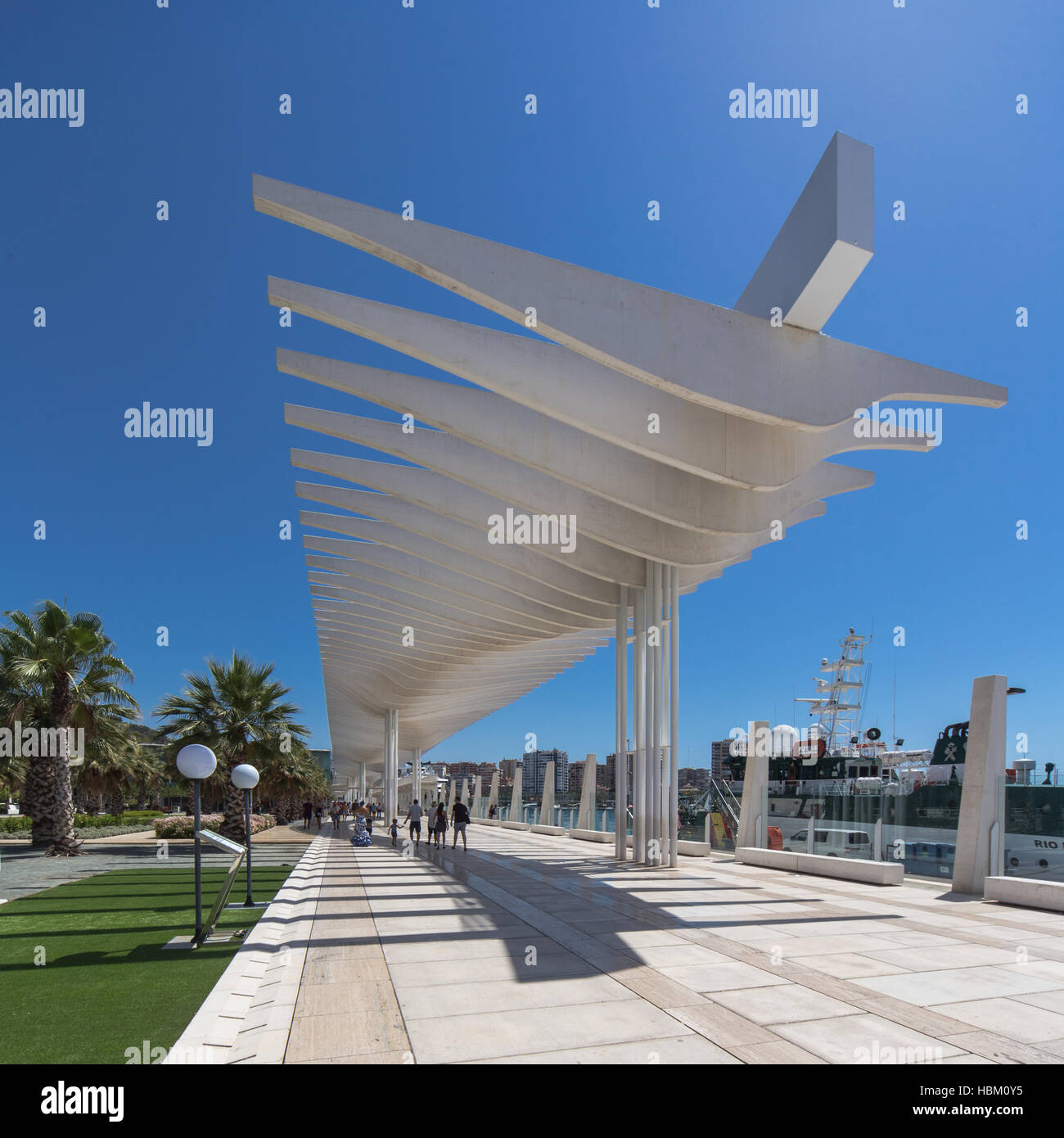 Malaga harbour on a hot summer day Stock Photo - Alamy