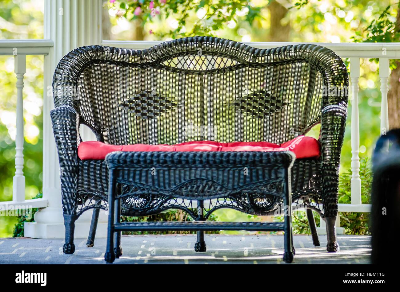 Pond setup hi-res stock photography and images - Alamy