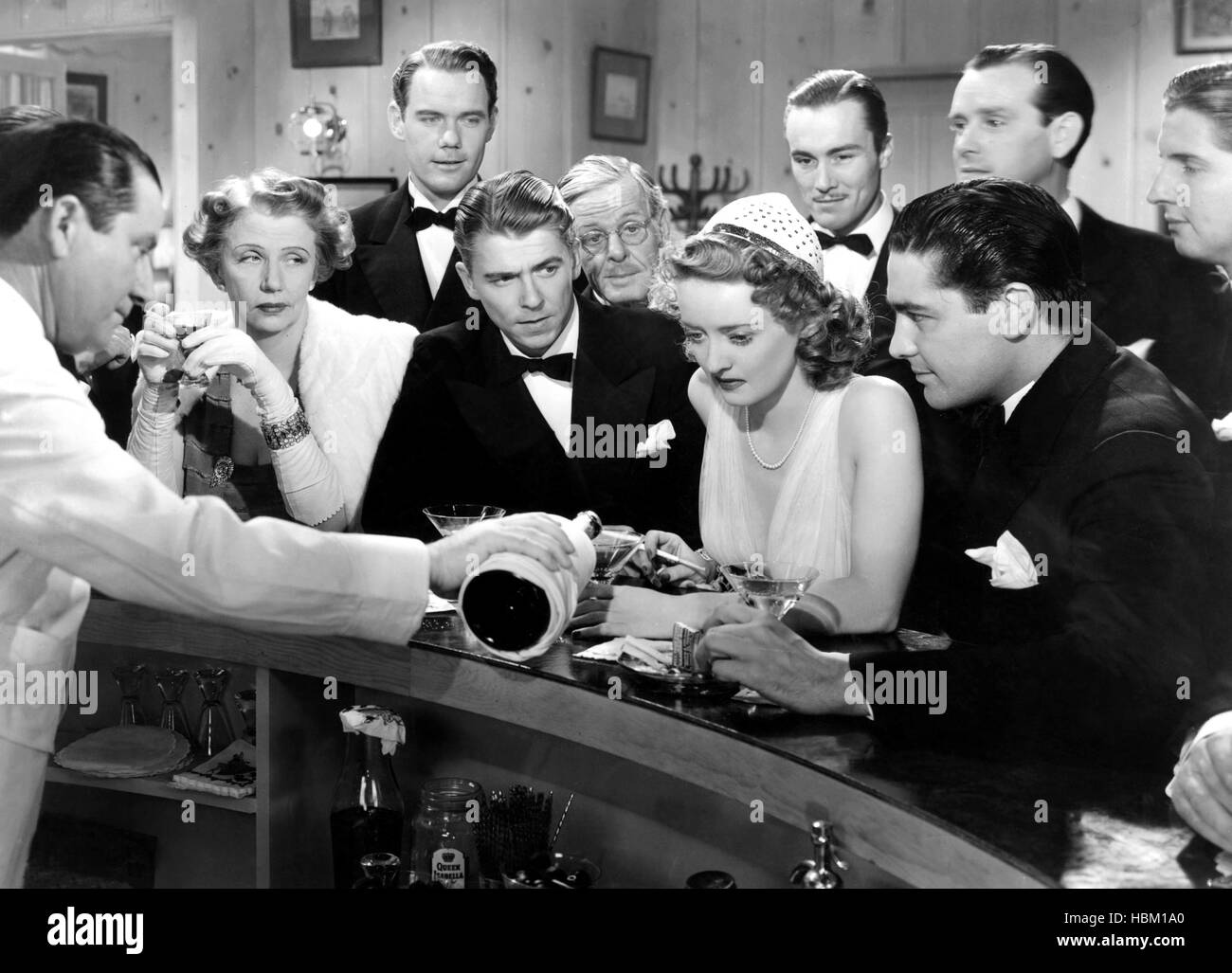 DARK VICTORY, center, from left, Ronald Reagan, Bette Davis, 1939 Stock ...