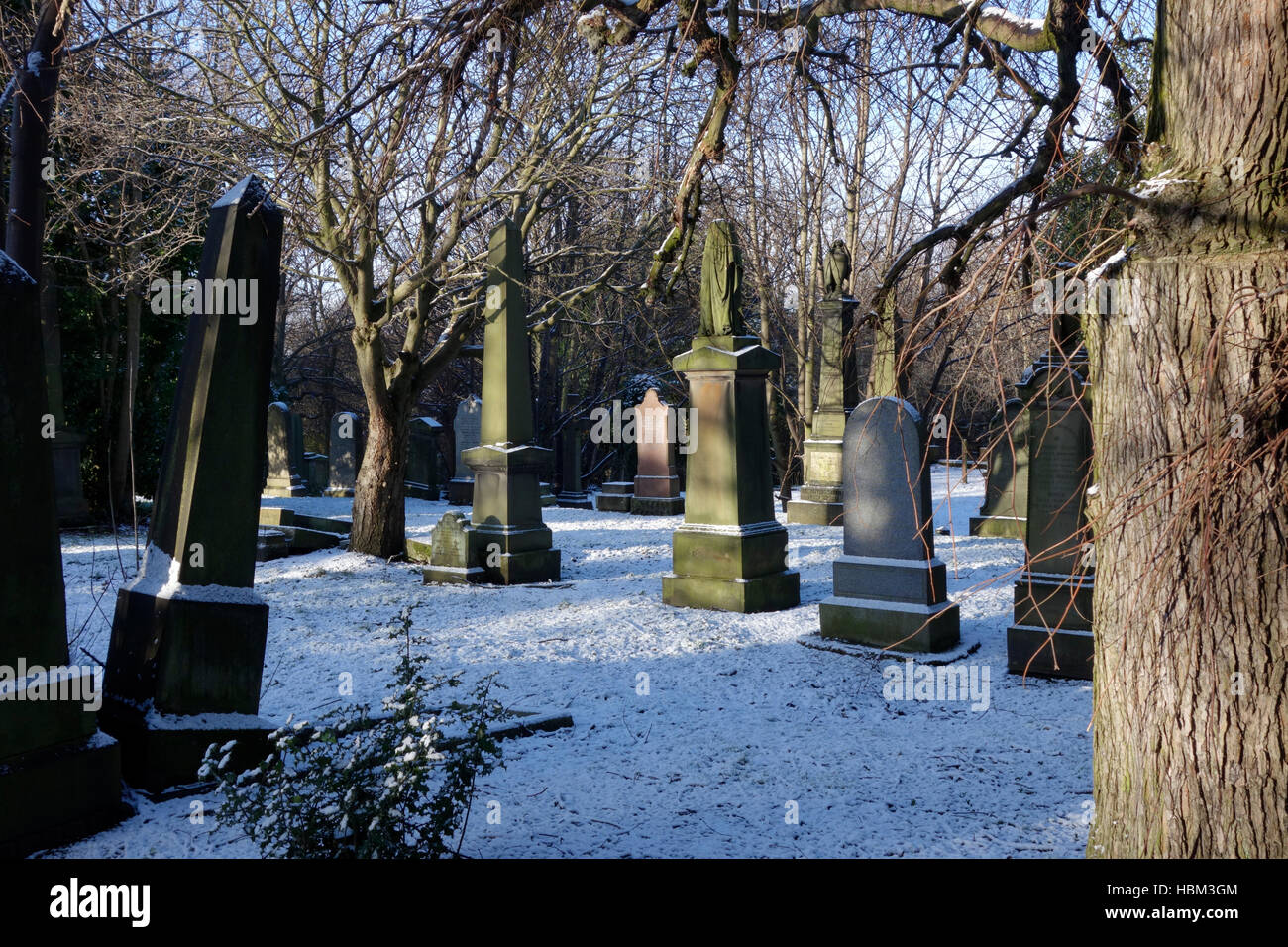 Dalry cemetery hi-res stock photography and images - Alamy