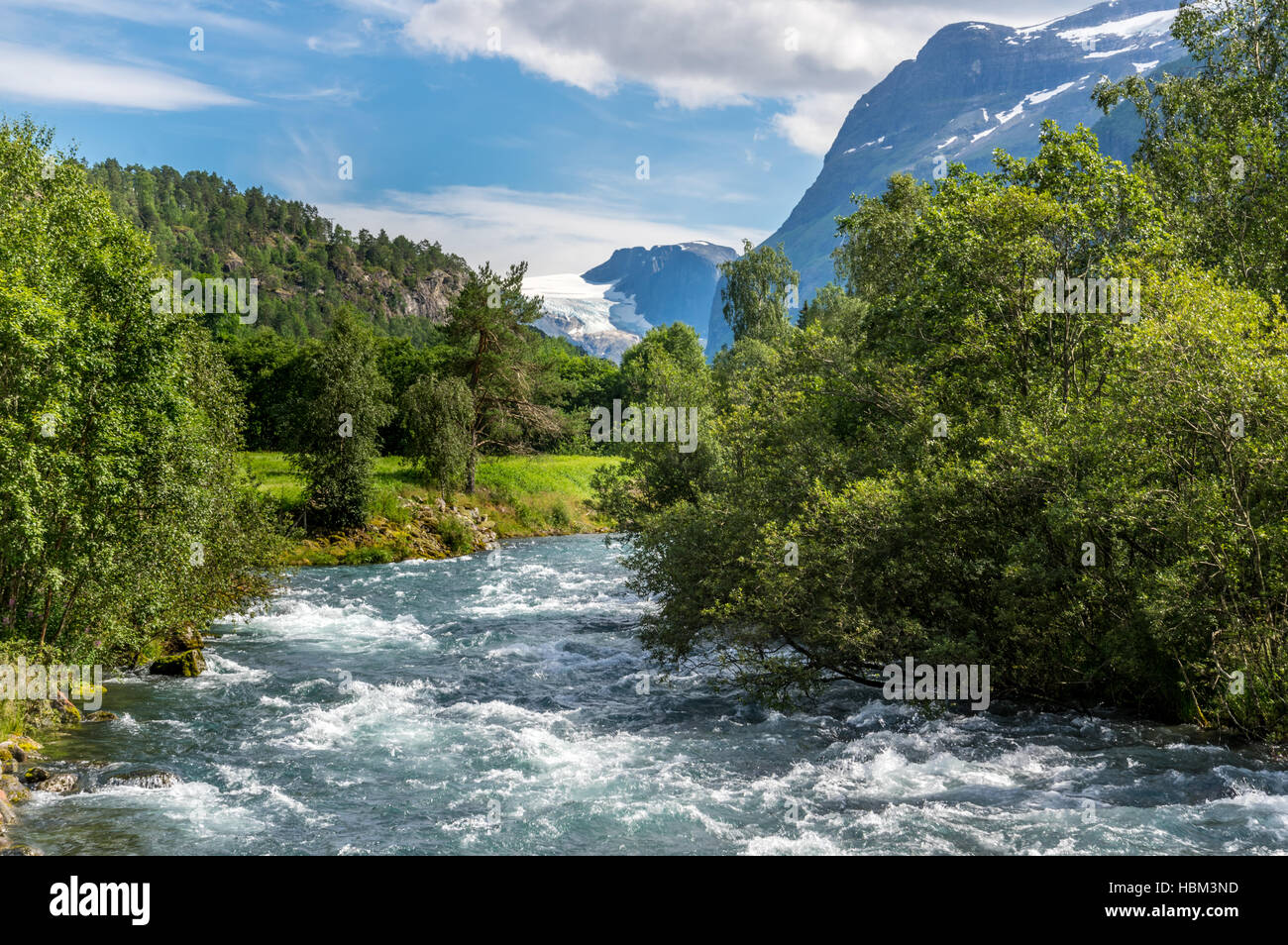 River in wilderness hi-res stock photography and images - Alamy