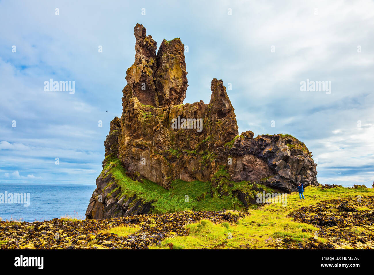 Pinnacle rocks hi-res stock photography and images - Alamy