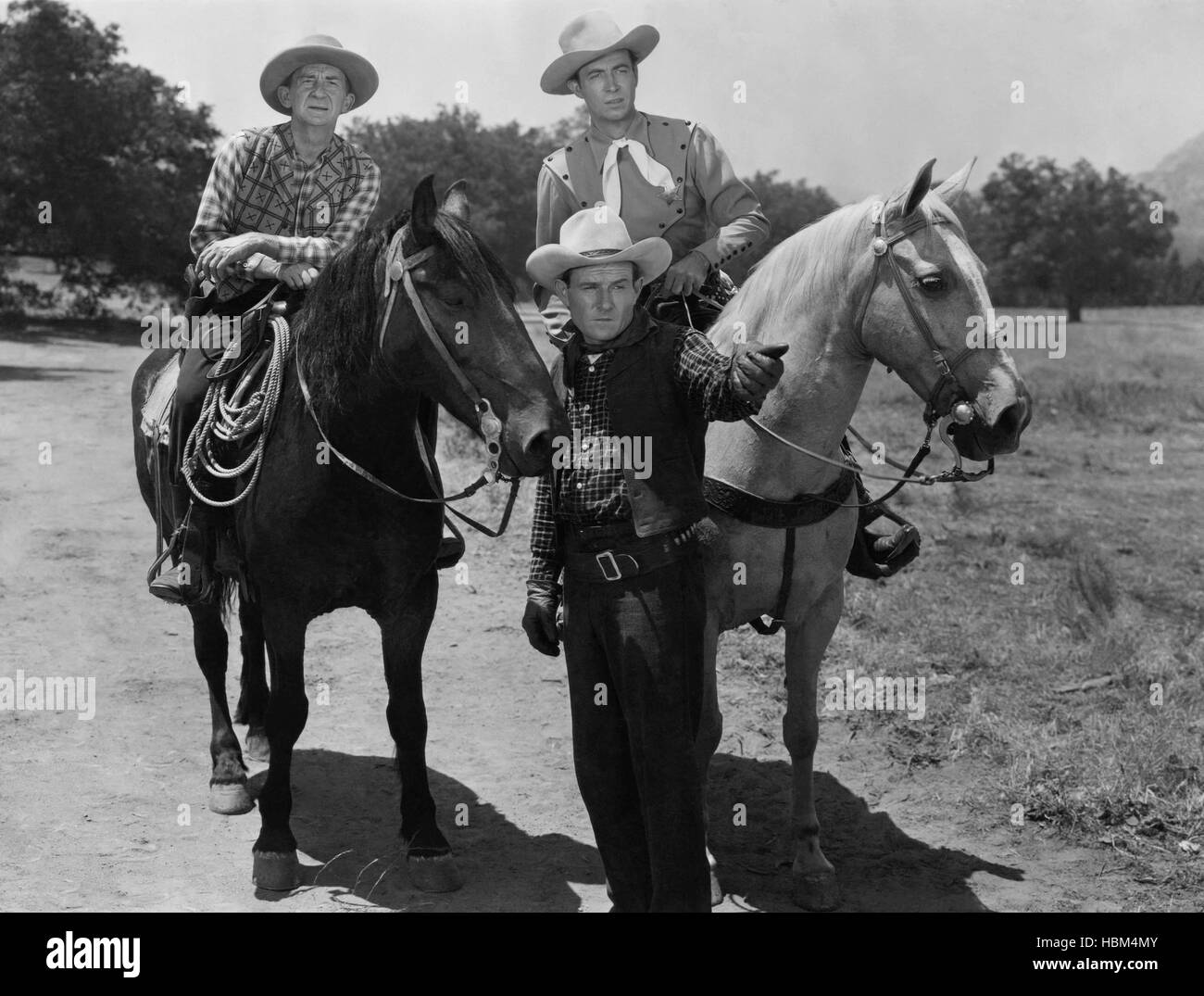 CHECK YOUR GUNS, first and third from left: Roscoe Ates, Eddie Dean ...