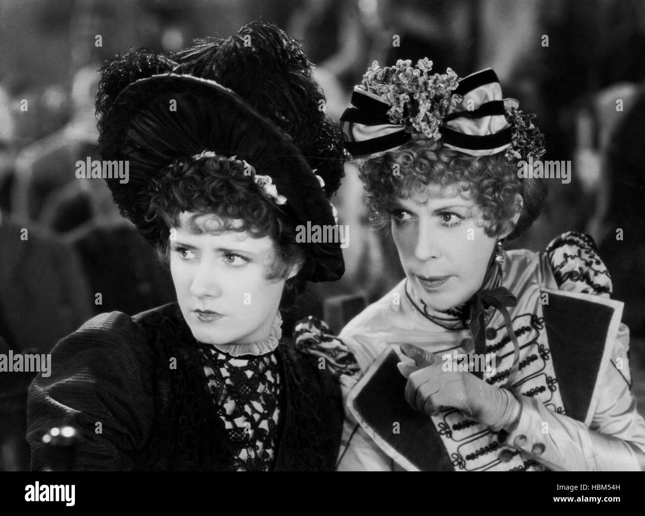 CIMARRON, Irene Dunne, Edna May Oliver, 1931 Stock Photo - Alamy