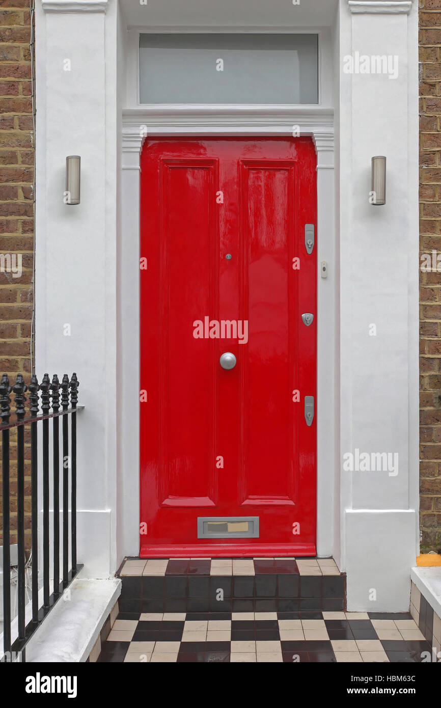 Victorian house red door hi-res stock photography and images - Alamy